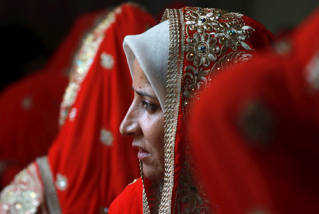 Kashmiri Muslim Brides During Mass Marriage Editorial Stock Photo ...