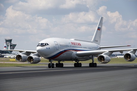 Plane Carrying Russian President Vladimir Putin Editorial Stock Photo ...