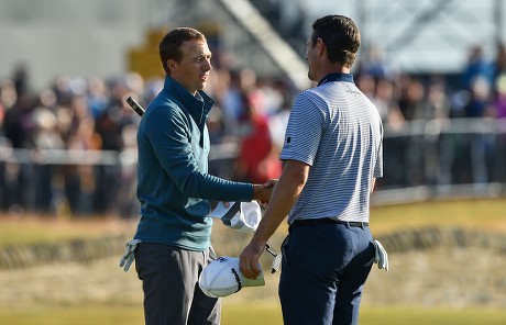 Jordan Spieth Justin Rose Shake Hands Editorial Stock Photo - Stock ...