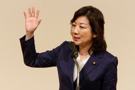 Minori Takao Nhk World News Anchor Redaktionelles Stockfoto – Stockbild ...