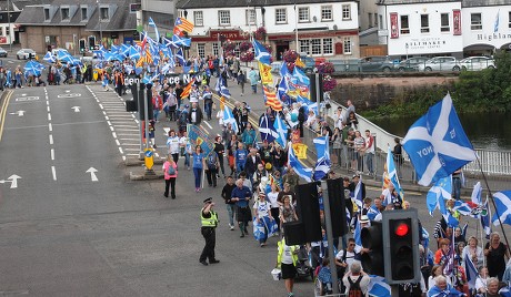 pro scottish independence march inverness stock fotografie (exkluzivní ...