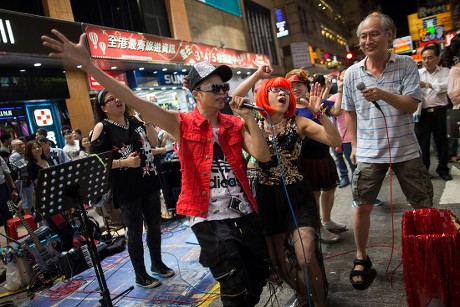 Buskers Performing Sai Yeung Choi Street Editorial Stock Photo - Stock ...