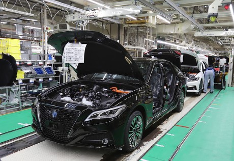 Worker Japanese Automobile Giant Toyota Motor Editorial Stock Photo ...