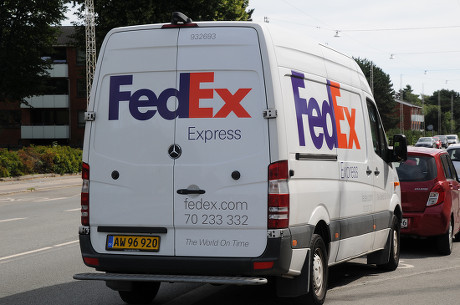 23 Fedex express van Stock Pictures, Editorial Images and Stock Photos | Shutterstock