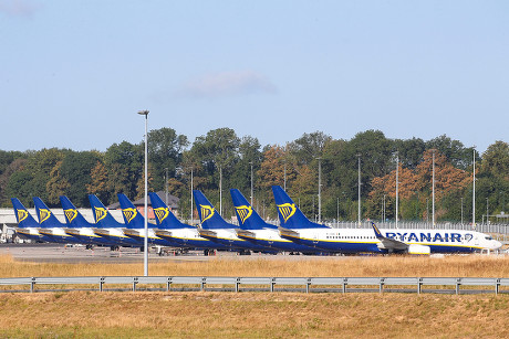 Ryanair Airplanes Stand On Tarmac Brussels Editorial Stock Photo ...