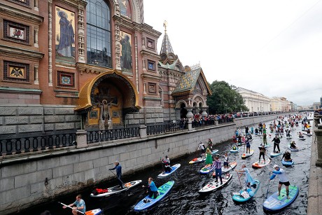 __COUNT__ Stand-Up paddle boarding festival 'Fontanka-SUP' in St ...
