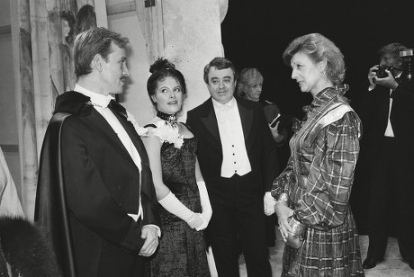 Princess Alexandra Meets Cast Amanda Waring Editorial Stock Photo ...