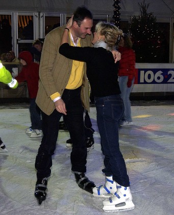 Marble Arch Ice Rink London, UK - 8 Dec 2002 Stock Pictures, Editorial ...