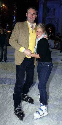 Marble Arch Ice Rink London, UK - 8 Dec 2002 Stock Pictures, Editorial ...