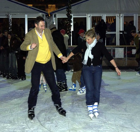 Marble Arch Ice Rink London, UK - 8 Dec 2002 Stock Pictures, Editorial ...