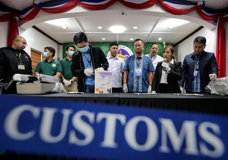Officer Bureau Customs Cl Prepares Open Editorial Stock Photo - Stock ...