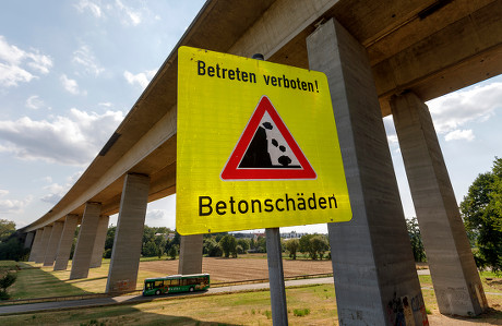 View Kochertal Highway Bridge Warning Sign Editorial Stock Photo ...