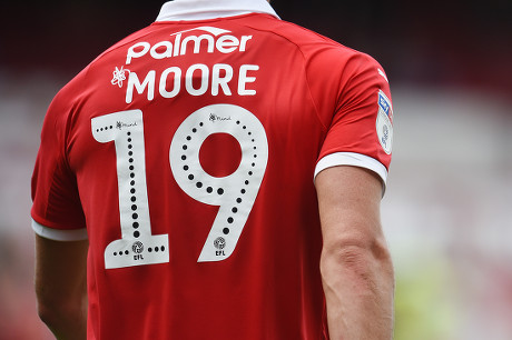 8 Efl branded shirt number Stock Pictures, Editorial Images and Stock ...