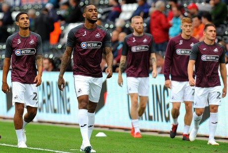 imágenes de Swansea City v Leeds United 21/08/18, UK - 21 Aug 2018 ...