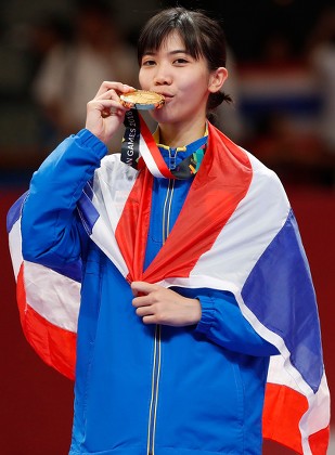 Panipak Wongpattanakit Thailand Kisses Her Gold Editorial Stock Photo ...