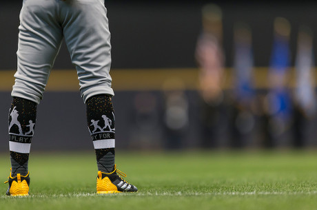 __COUNT__ imágenes de MLB Pirates vs Brewers, Milwaukee, USA - 24 Aug ...