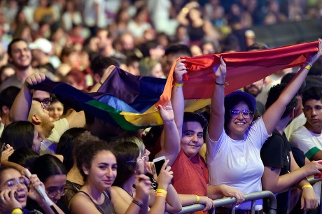 Fans Lebanese Alternative Rock Band Mashrou Editorial Stock Photo ...