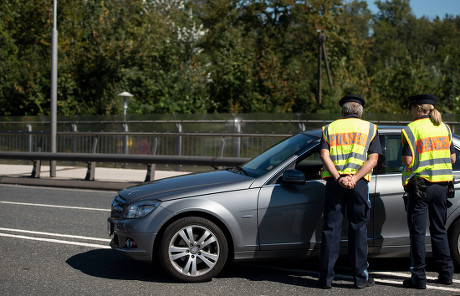 Bavarian Border Police Check Cars Control Editorial Stock Photo - Stock ...