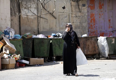 Palestinian Woman Holds Her Nose Protect Editorial Stock Photo - Stock ...