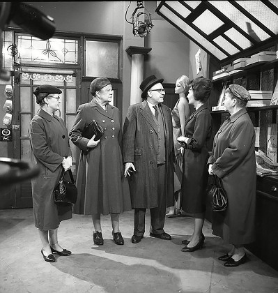 Lynne Carol Martha Longhurst Violet Carson Editorial Stock Photo ...