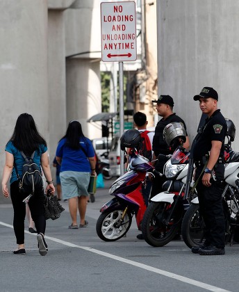 Filipino Police Officers Tactical Motorcycle Riders Editorial Stock ...