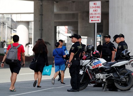 Filipino Police Officers Tactical Motorcycle Riders Editorial Stock ...