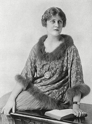 Alexandra Duchess Fife 18911959 Alexandra Elder Editorial Stock Photo ...