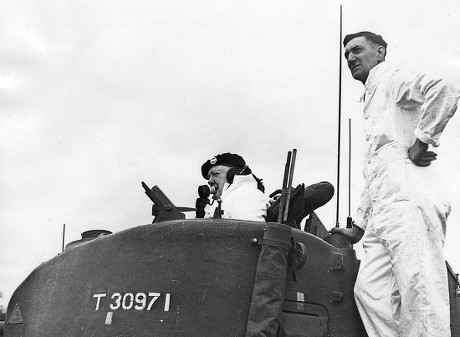 36 Churchill tanks Stock Pictures, Editorial Images and Stock Photos ...