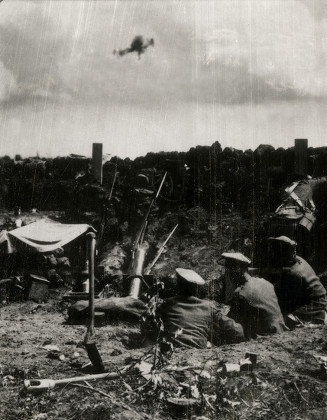 Ww1 Three Soldiers Positioned Dugout Trench Editorial Stock Photo ...