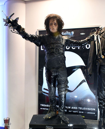 Alien Queen Puppet Avp Aliens Vs Editorial Stock Photo - Stock Image ...