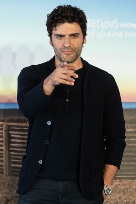 Guatemalanborn Us Actor Oscar Isaac Poses Editorial Stock Photo - Stock ...