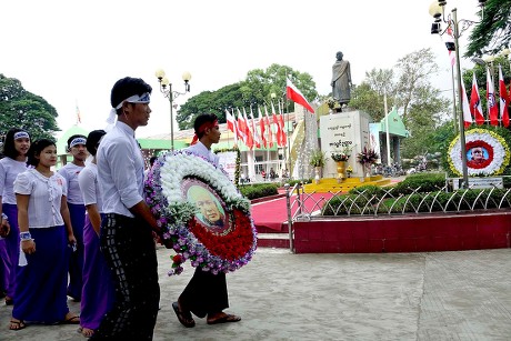 __COUNT__ imágenes de Late Rakhine Buddhist monk U Ottama's memorial ...