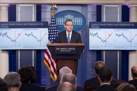 __COUNT__ White House news briefing in the James Brady Press Briefing ...