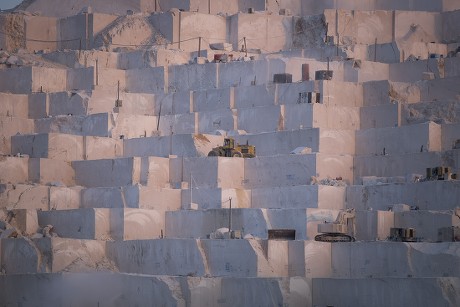 Marble mine, Abadeh, Iran - 06 Sep 2018 Stock Pictures, Editorial ...