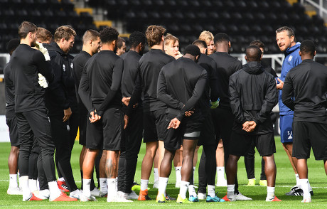 __COUNT__ Fulham FC Training, Premier League, Football, Craven Cottage ...
