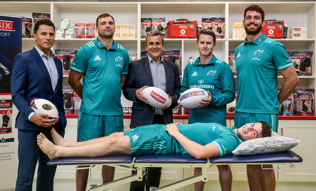Physiologix Sports Supports Supporting Munster Rugby Redakční stock ...