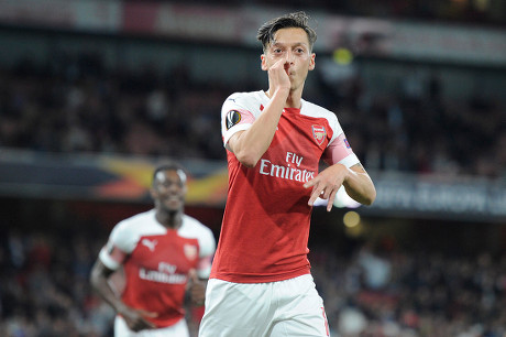 Mesut Ozil Arsenal Celebrates Scoring Arsenals Editorial Stock Photo ...