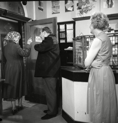 First Appearance Stan Hilda Ogden Violet Editorial Stock Photo - Stock ...