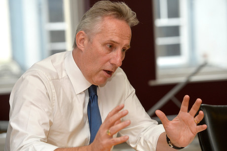 Ian Paisley after his party the DUP agreed to reinstate the North ...