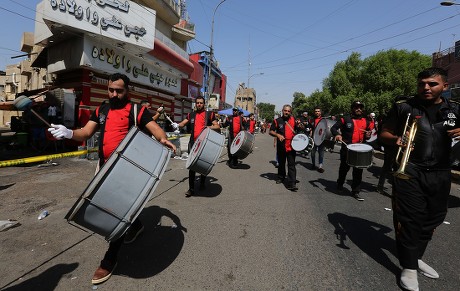 Iraqi Shiite Muslims Chant Religious Slogans Editorial Stock Photo ...