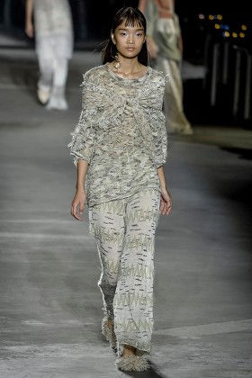 Missoni show, Runway, Spring Summer 2019, Milan Fashion Week, Italy ...