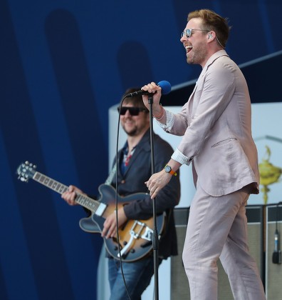 Kaiser Chiefs Performing Lead Singer Ricky Editorial Stock Photo ...