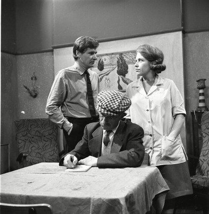 Gordon Rollings Charlie Moffitt Anne Reid Editorial Stock Photo - Stock ...