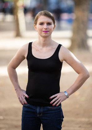 American Whistleblower Chelsea Manning Poses Photos Editorial Stock ...