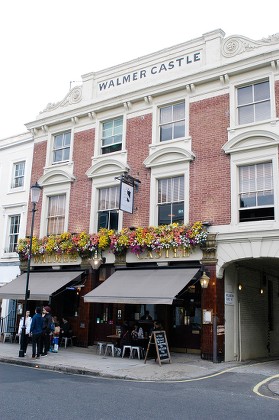 __COUNT__ Walmer Castle pub, Notting Hill Gate, London, UK - 01 Oct ...