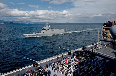Spectators Watch South Korea Navys Daeguclass Editorial Stock Photo ...