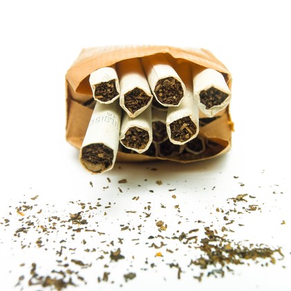 500 Cigarette pack Stock Pictures, Editorial Images and Stock Photos ...