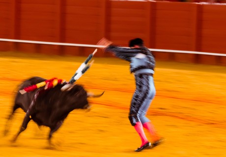 Matador Bull Banderillas Banderilleros Cuadrilla Second Editorial Stock ...