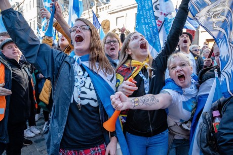 Member Unionist Counterprotest Speaking Into Union Editorial Stock ...