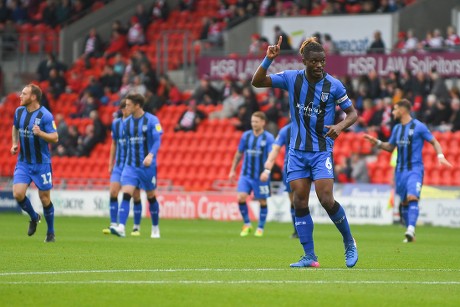 Niall Mason Doncaster Rovers 2 Warming Editorial Stock Photo - Stock ...